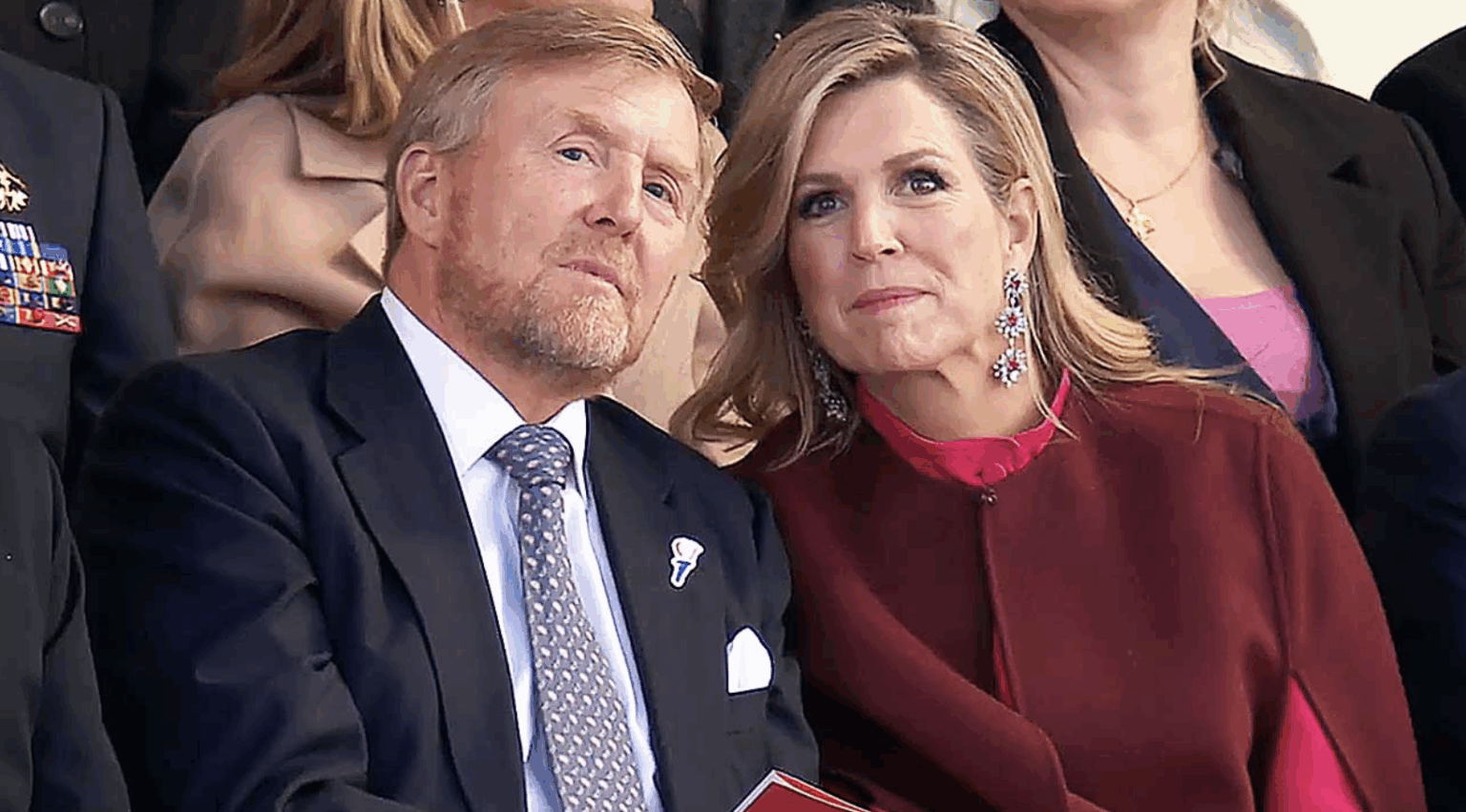 Zorg en stilte binnen het koningshuis: Oranje-familie maakt ingrijpende ...